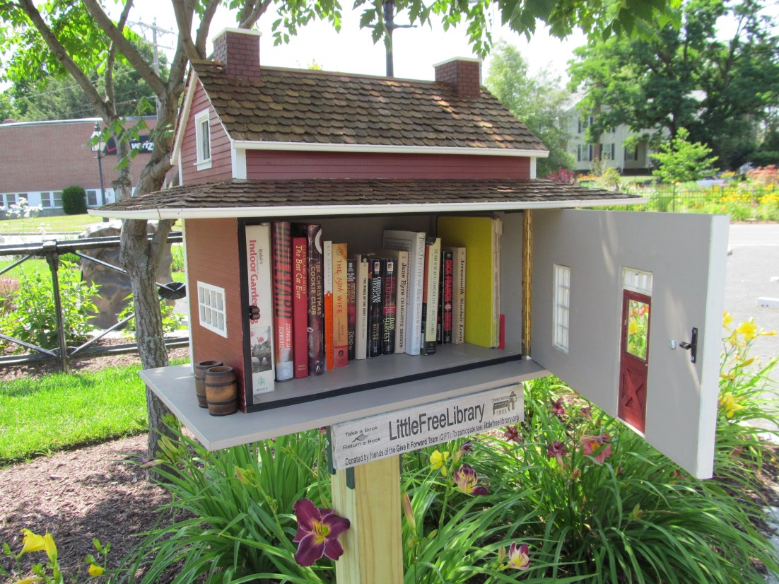 British phone box libraries – nothing in the rulebook
